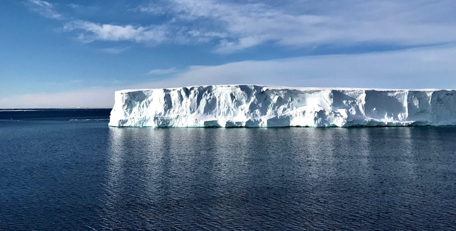 What is ice shelf ? - Cosmo Science